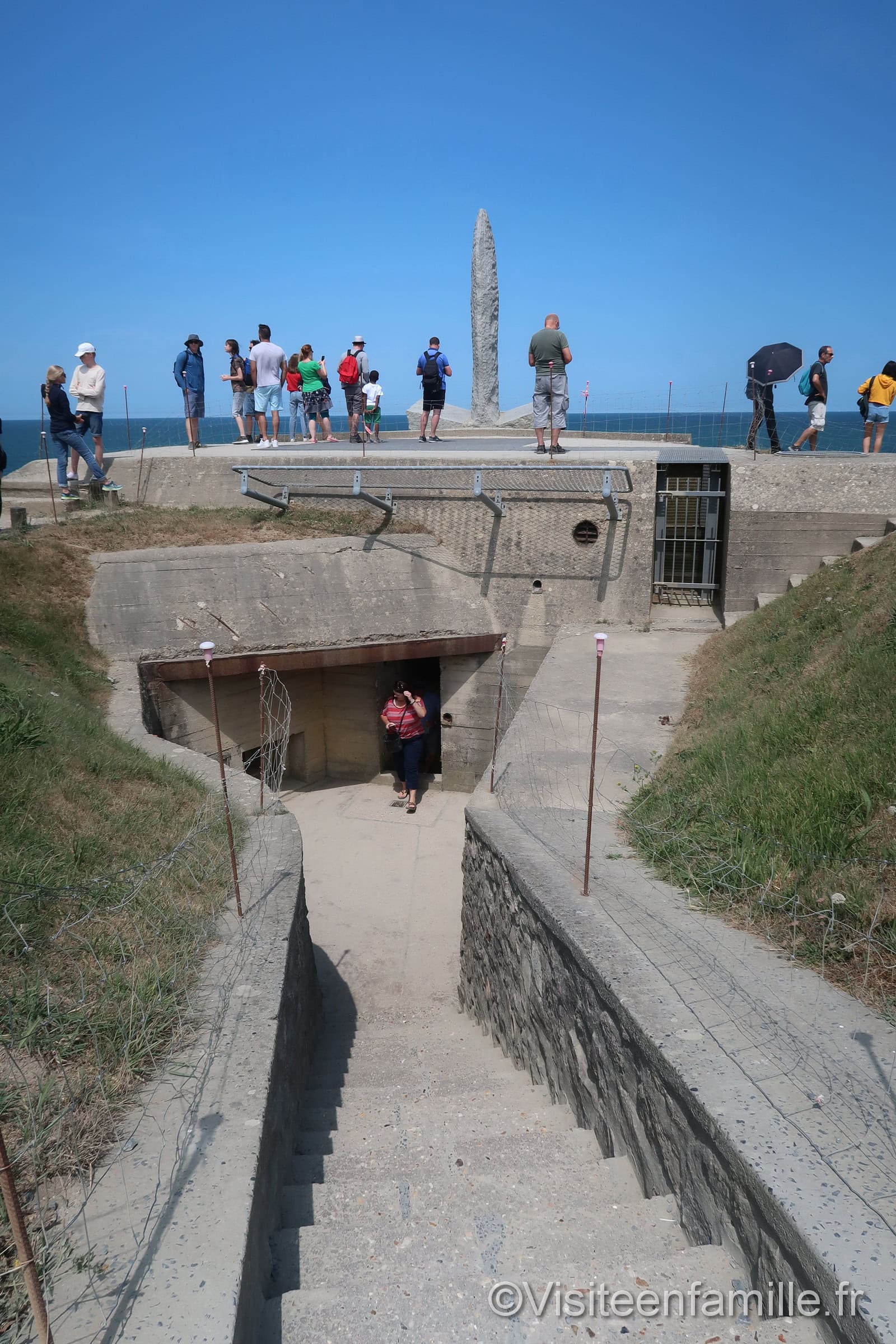 La pointe du Hoc, un site du débarquement fortement accidenté | Visite ...